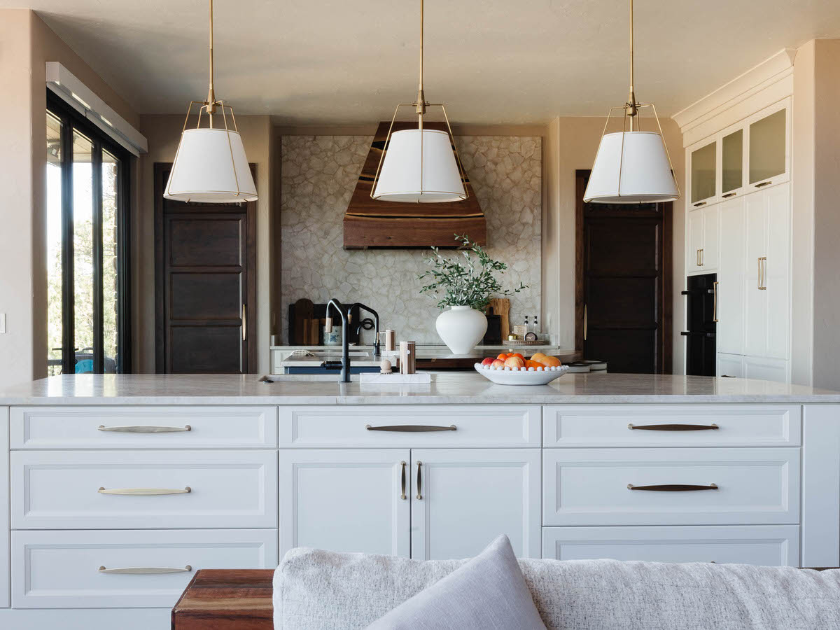 Contemporary + Transitional Glam // Kitchen and Breakfast Nook ...